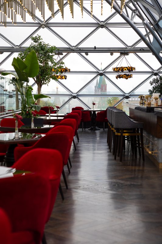 O2 Restaurant, ресторан в гостинице The Carlton, Moscow в Москве 🍴 ...
